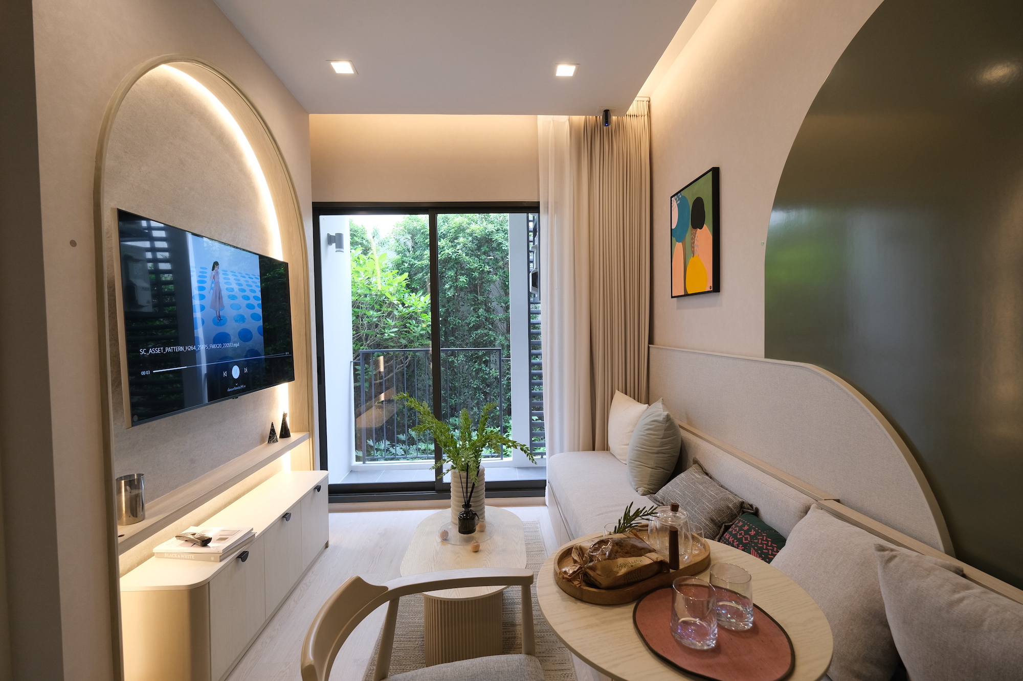 Reference Sathorn-Wongwianyai : คอนโดสุดละมุนสำหรับ Gen Y ห่างจาก ...